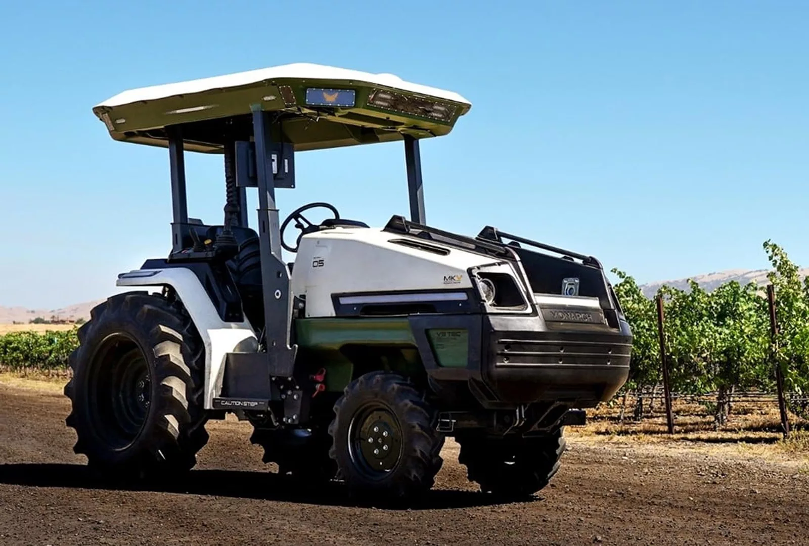 Autonomous Tractors Take the Wheel | The Road to Autonomy
